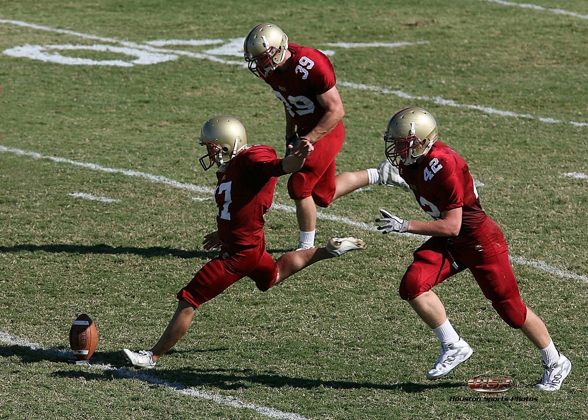 Creating and Using a Kicker in your Story | by gravity well (Rob Tomlin ...
