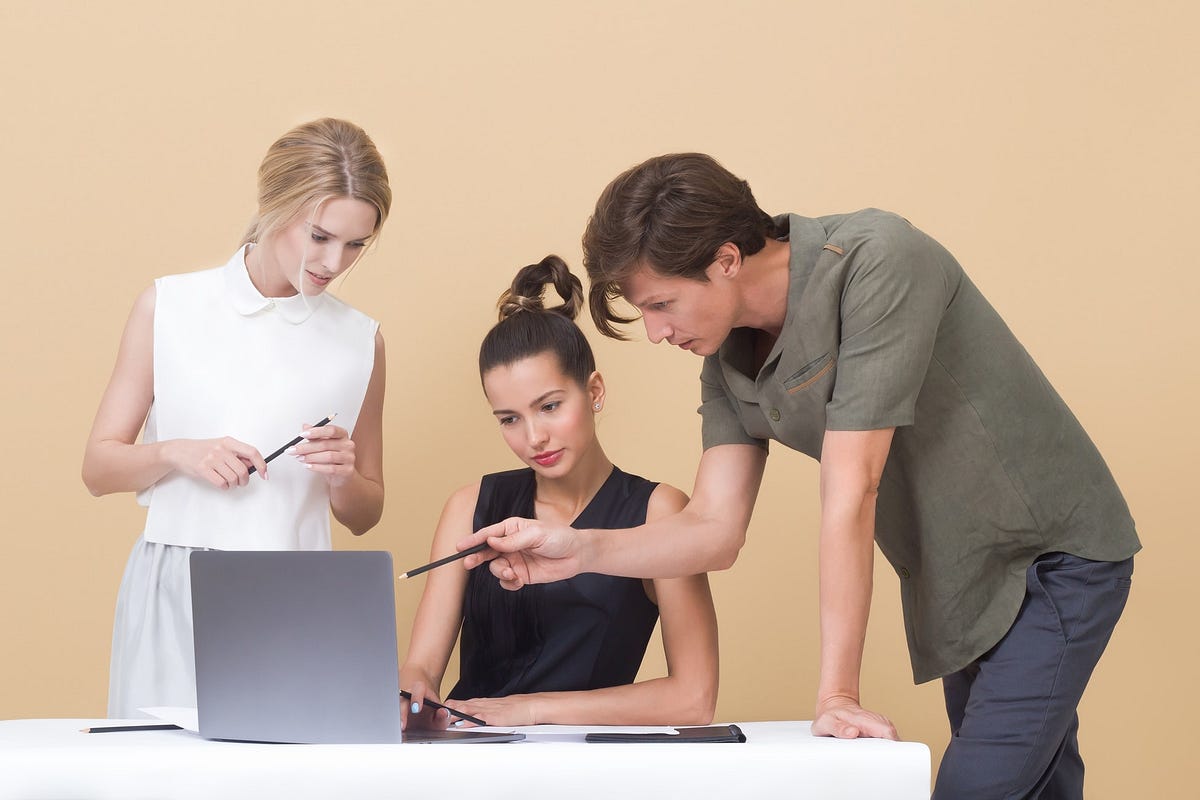 How to Train a New Employee in an Ongoing Project? | ProofHub Blog