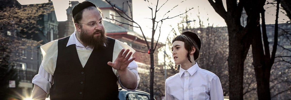Alex Lipschultz over Menashe. Producent en schrijver Alex Lipschultz ...