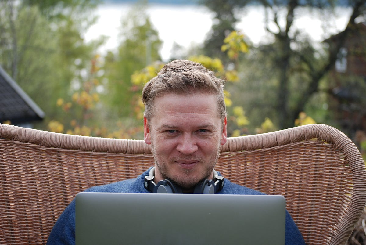 Ukens designer: David Krogh. — Kreativiteten dør litt for hvert… | by ...