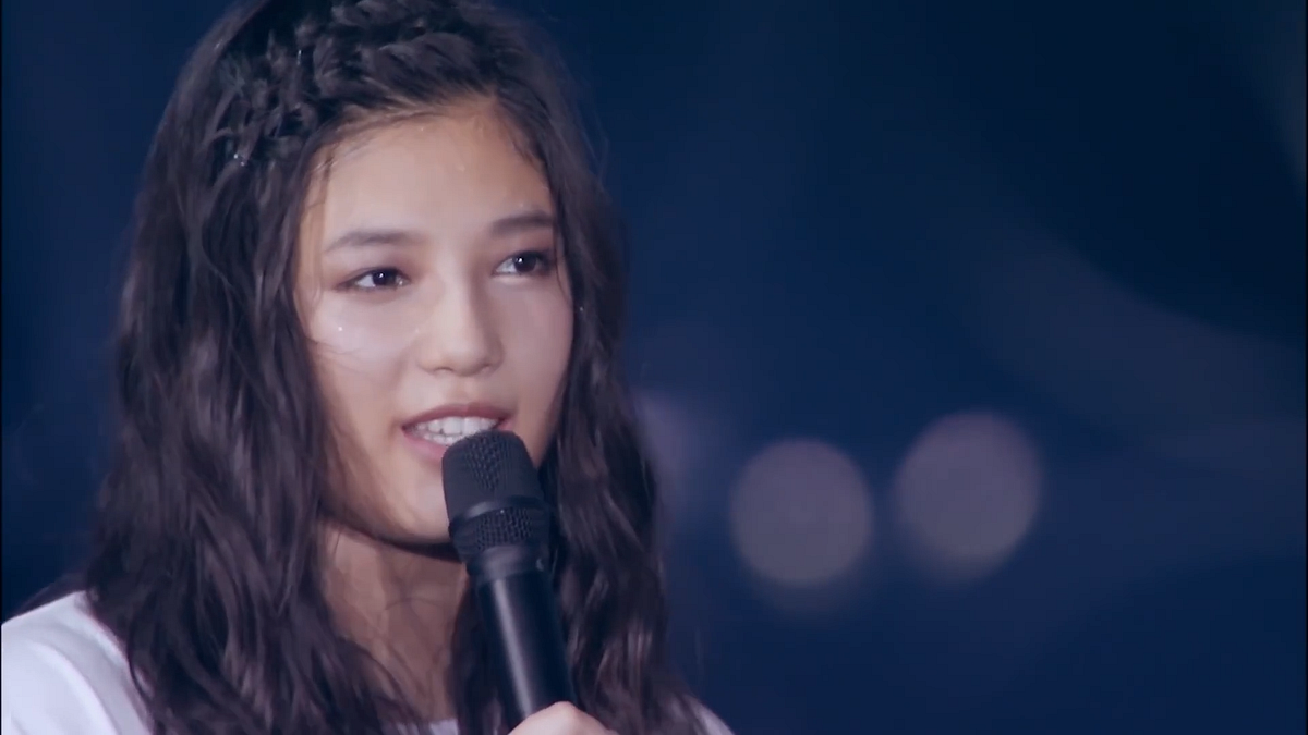 石井杏奈 - suuchi - Medium