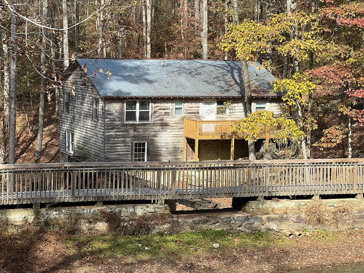 Exploring Alabama — Week 1. My week in photos — November 5 to 11 | by ...