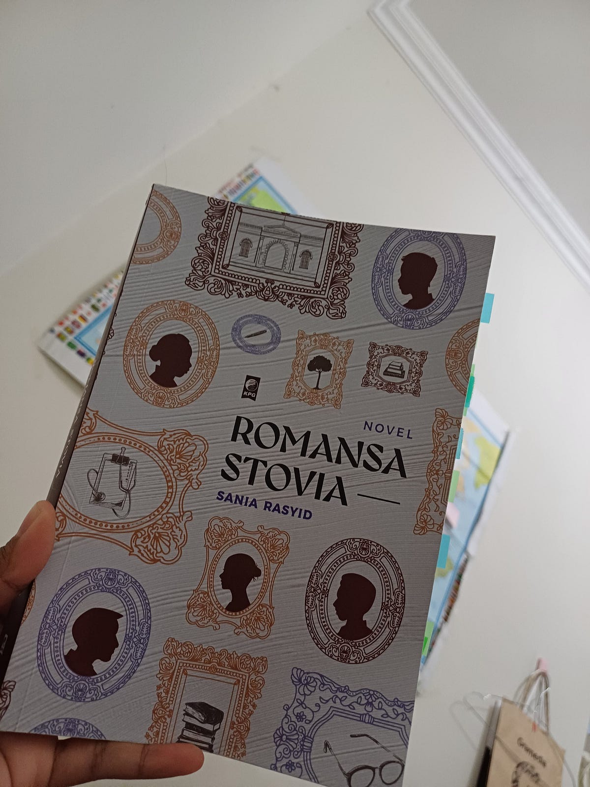 Romansa STOVIA: Tidak Semua Dokter Pintar Dalam Urusan Jatuh Cinta | by ...