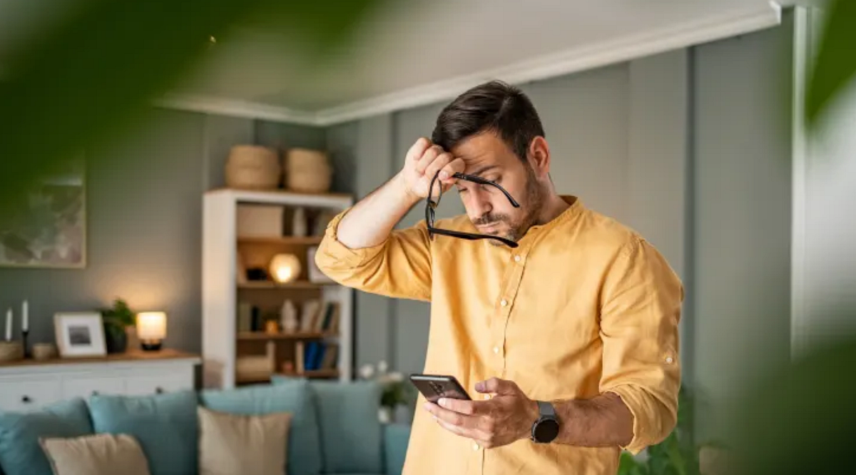 The Top Conversation You Should Always Avoid Having Via Text | by The ...