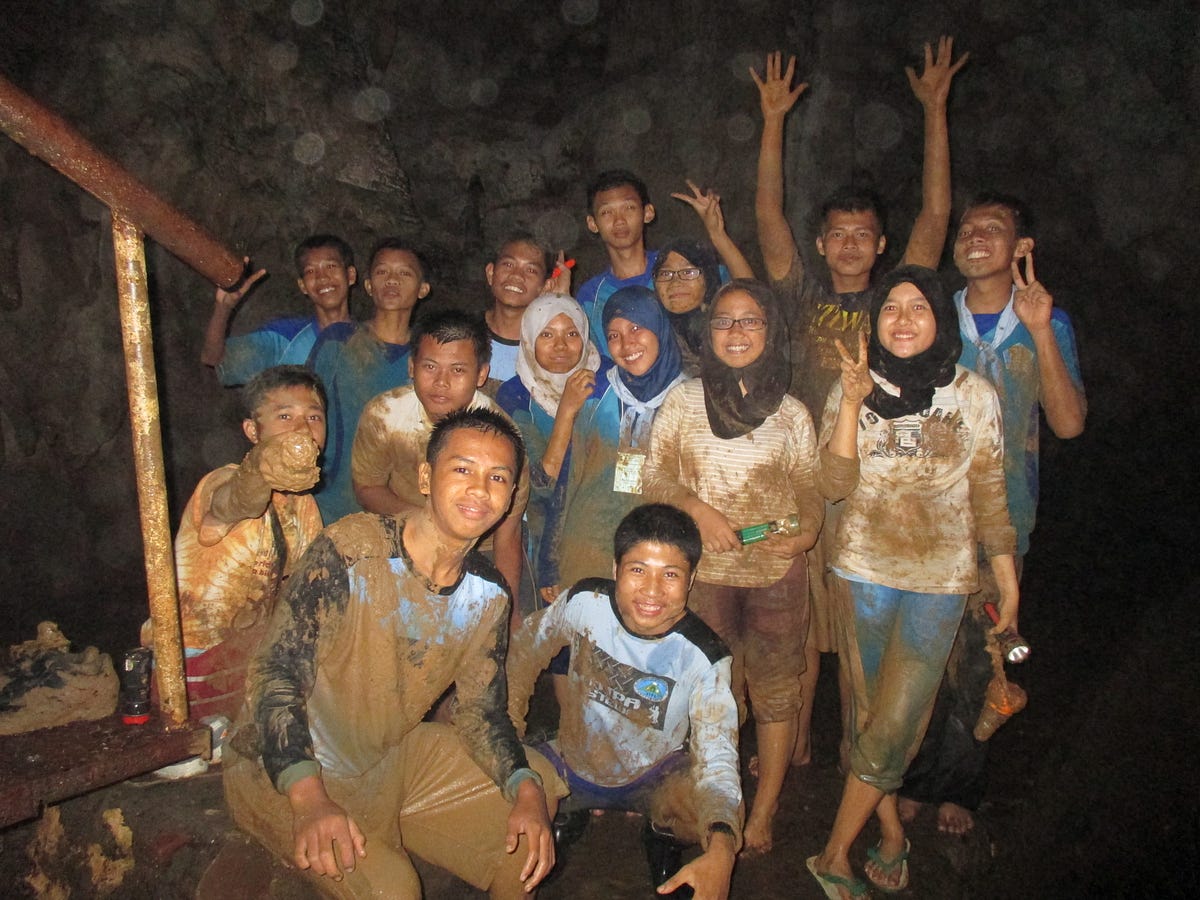 Seplawan Cave. Amazing Adventure! Love Indonesia | by Nur R Anjarni ...