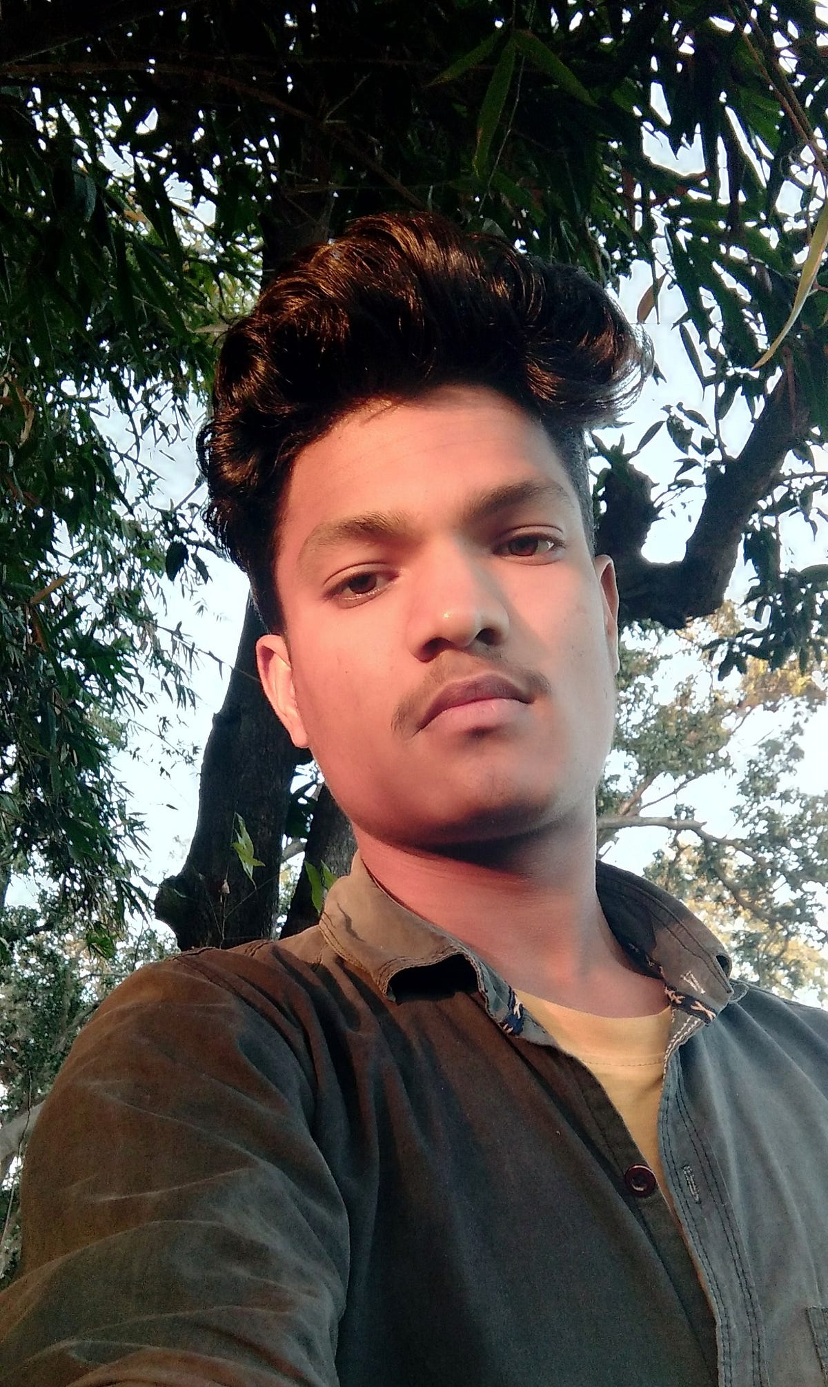 Mi Vida - Rakesh Sharma - Medium