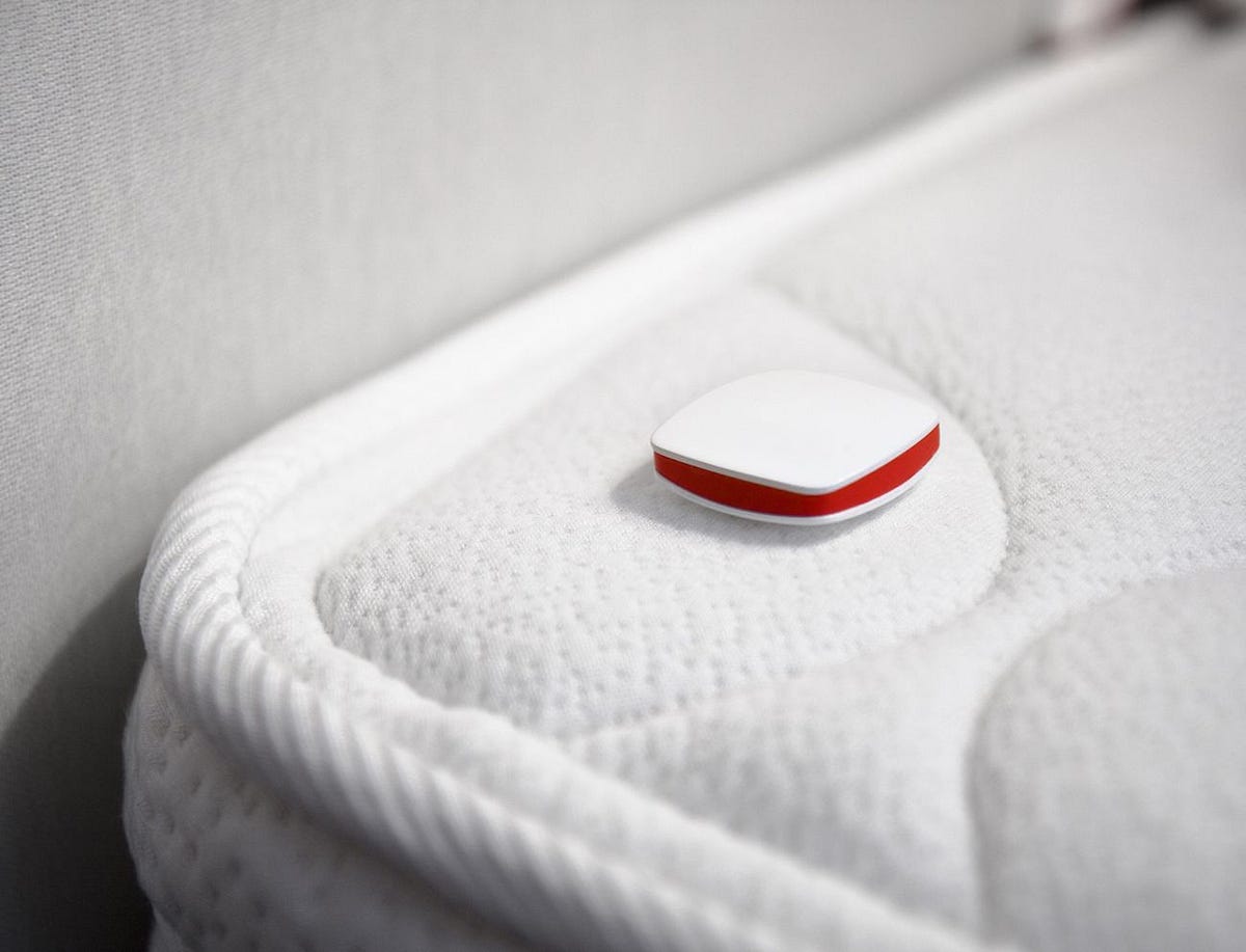 12 Bedtime Gadgets to Give You a Better Sleep | by Gadget Flow | Gadget ...