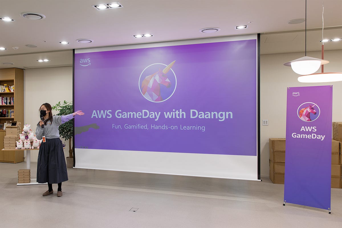 당근마켓·당근페이 AWS GameDay 게임대회. 눈이 펑펑 내리던 2022년 12월 15일, 당근마켓·당근페이 AWS… | by 당근 | 당근 테크 블로그 | Medium