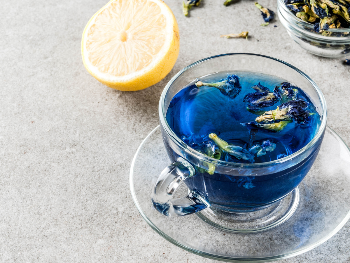 The History of Butterfly Pea Tea. The use of butterfly pea flowers in ...