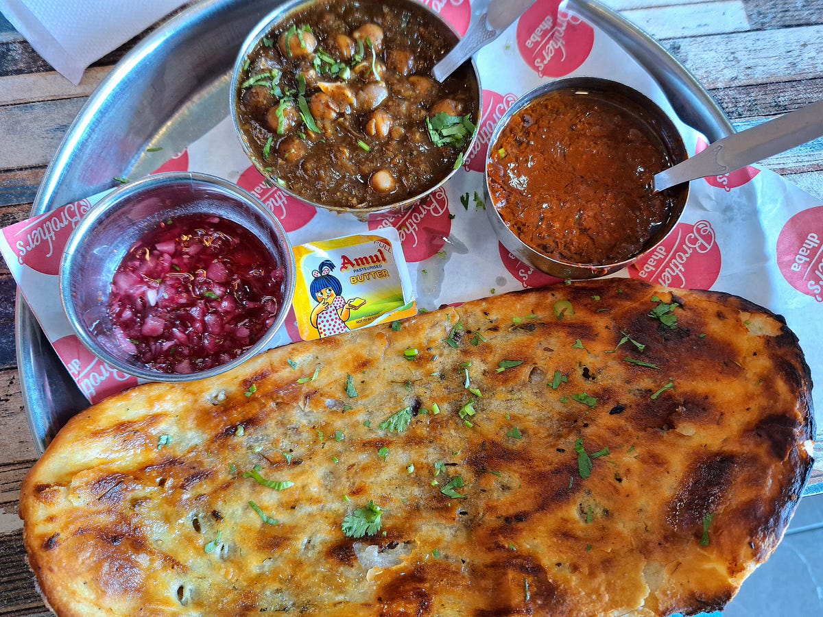 The Bread That Bridges India and Pakistan | by Ninad Kulkarni | Sharing ...