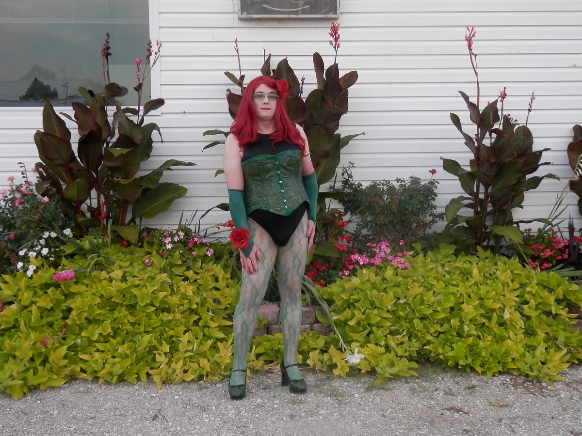 Poison Ivy “Pam’s Little Garden” - Queen Of The Lake Crossplay - Medium