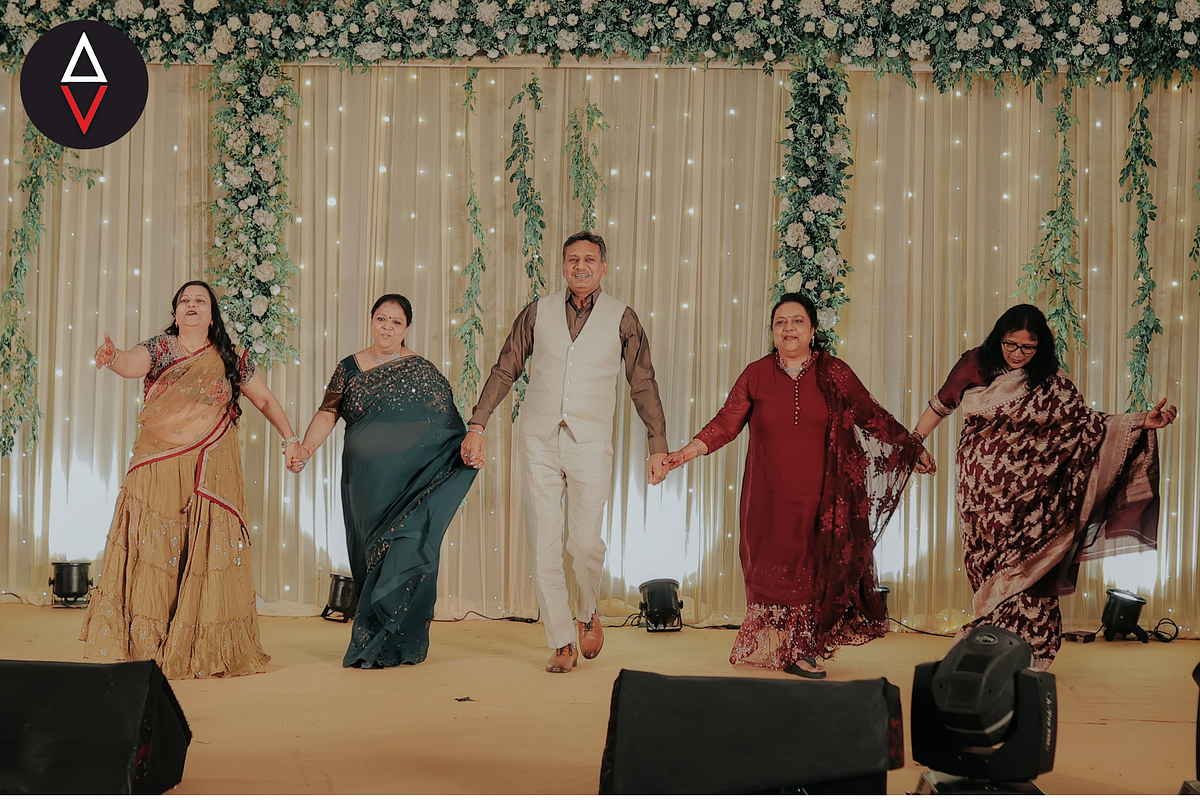 AV Dance World - Vanshsingh - Medium