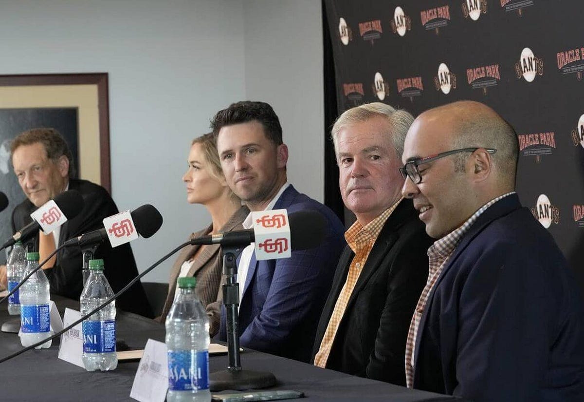 巨人隊強勢開局的幕後功臣：跨越世代的管理層智慧 - Buster Posey Era - Medium