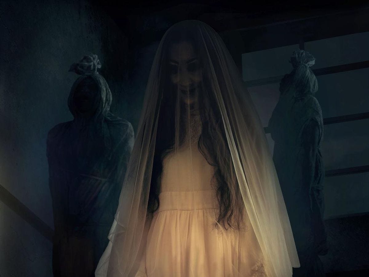 Pengabdi Setan 2: Communion dan jalan menuju ‘Conjuring Universe’. | by ...