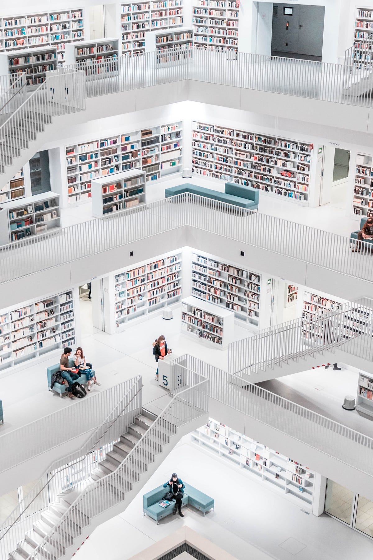How knowledge graphs are making AI understand our world | by Jean-marc ...