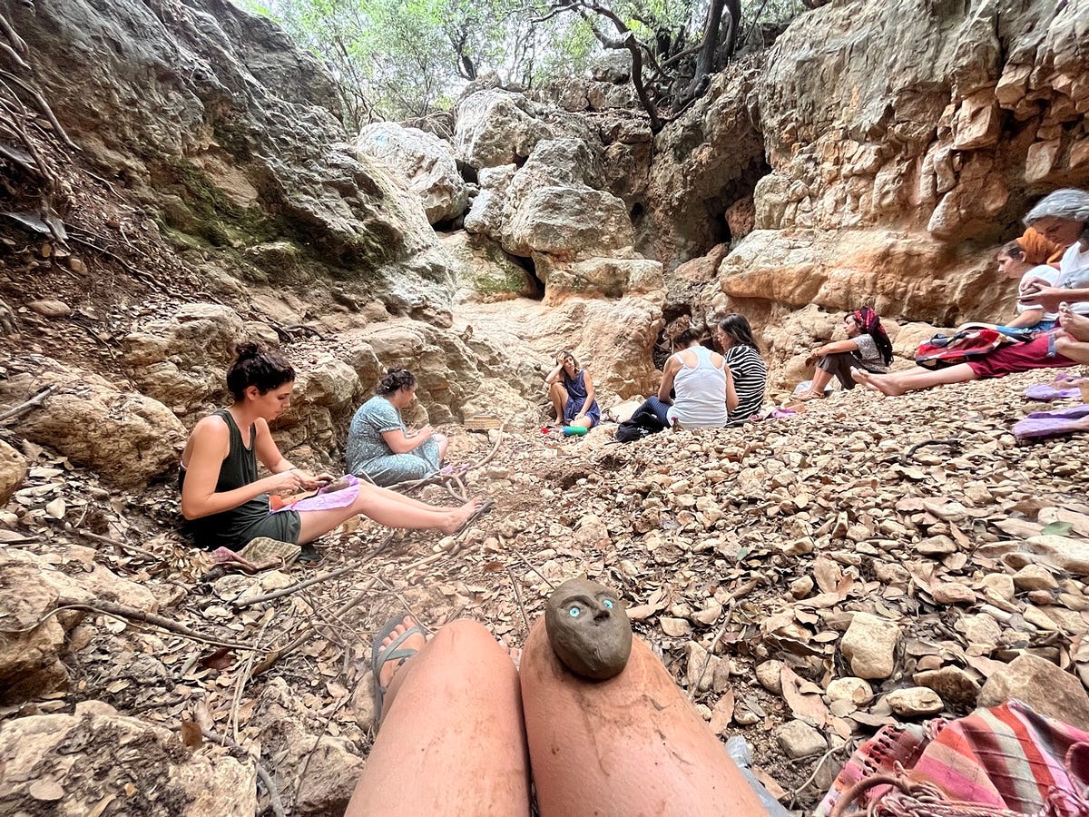 Clay’s Unspoken Knowing. In the language of making together… | by Anna Scola | Medium