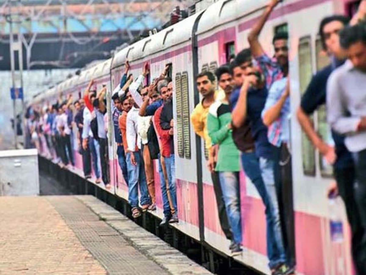 The Mumbai Local Trains. Life in the Mumbai Metro and commuters… | by ...