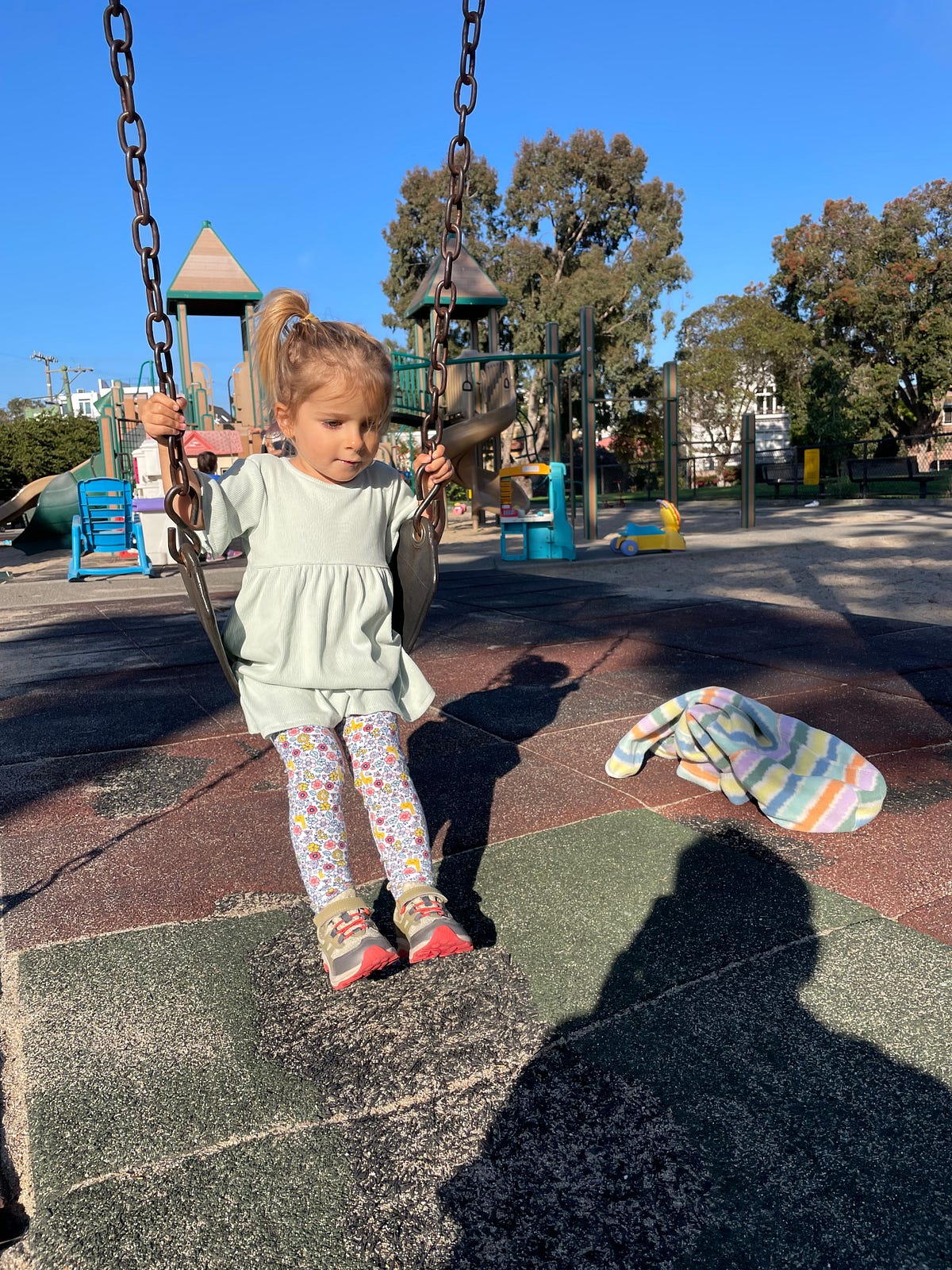 Flora facing fear - Dad Solo - Medium