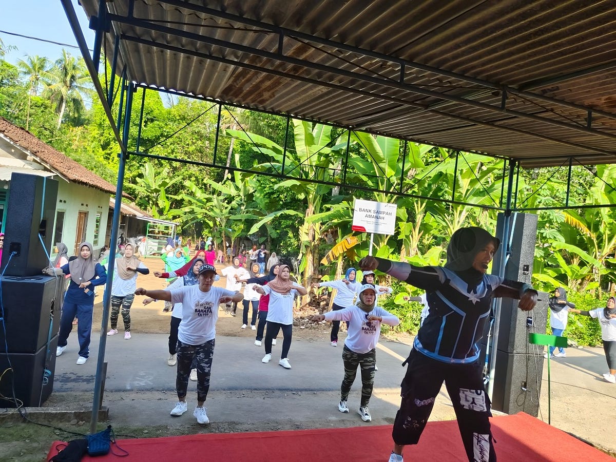 Momen Penutupan KKN Universitas Ahmad Dahlan di Besole | by News UAD ...