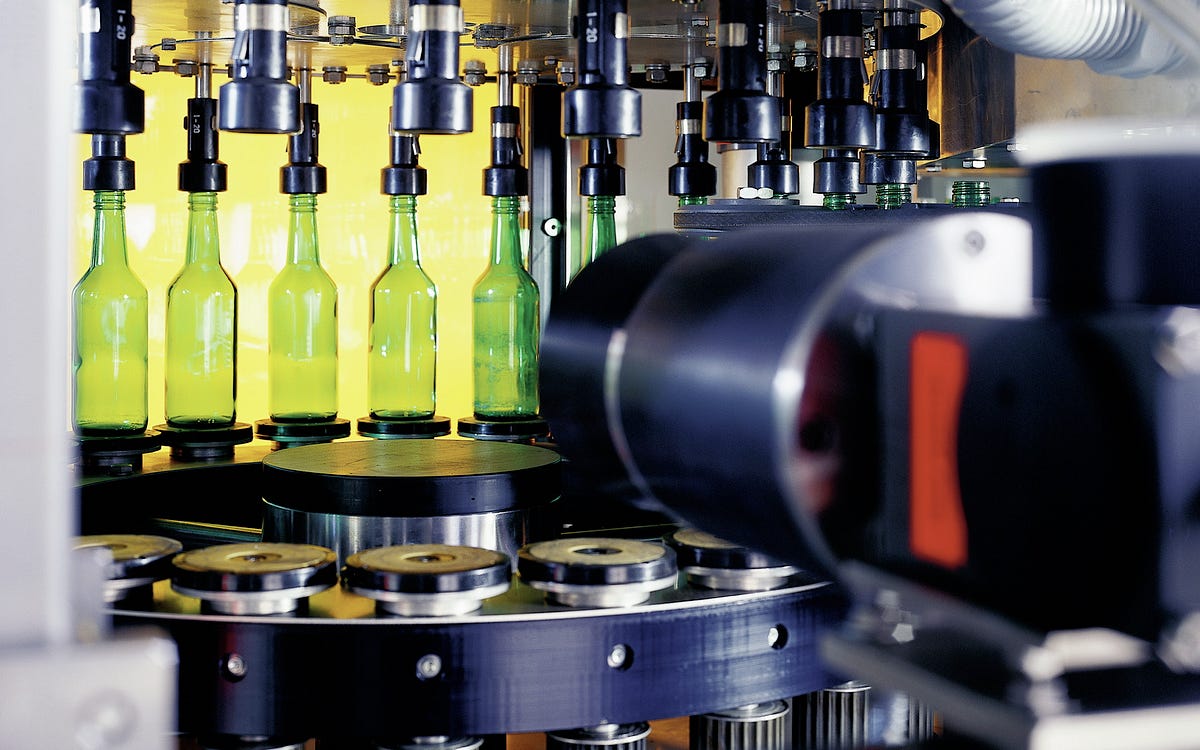 4 Latest Beverage Trends Influencing the Industry | by Lily Alvin | Medium