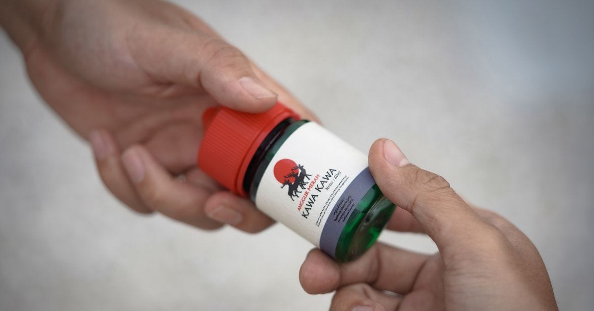 Paling Dicari!! 5+ Rekomendasi Liquid Saltnic Terbaik 2023 | by ...