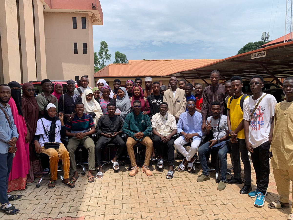 Empowering Communities, Changing Careers: A Journey from Web Developer to Flutter Developer | by ...