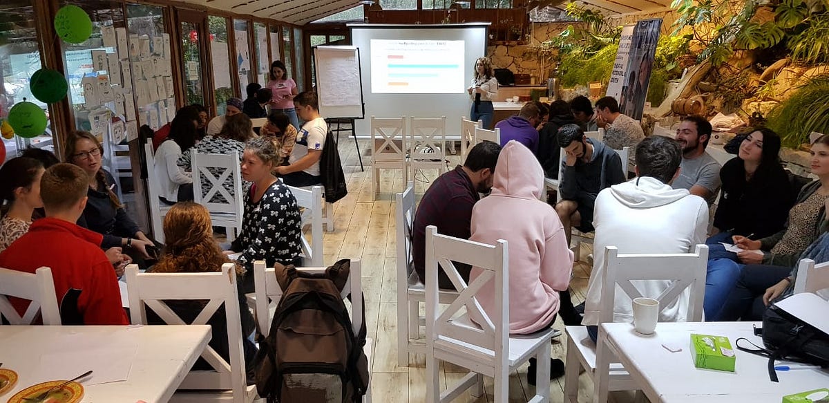 How to Be a Great Guest Speaker for a Session: 10 Pro Tips | by ...