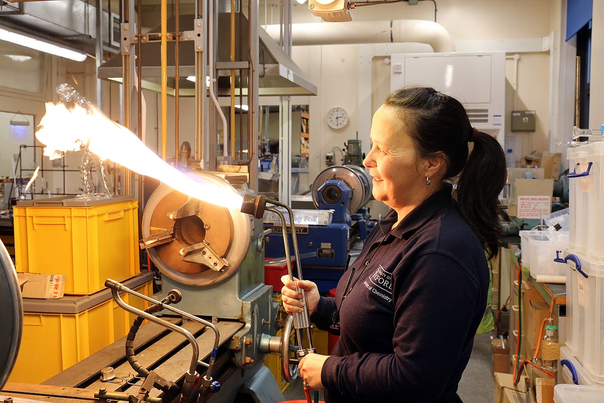 Scientific Glassblowing. a beautiful and endangered craft | by Oxford ...