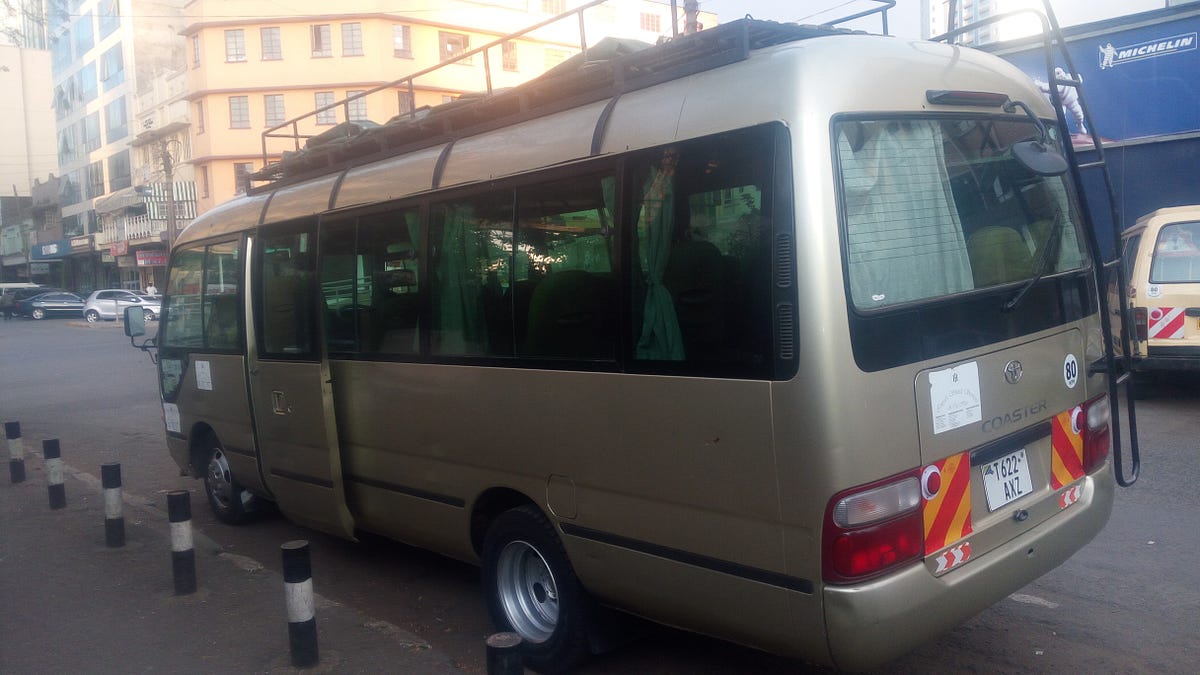 Tanzania Shuttle Bus - Ngurdoto Shuttle - Medium