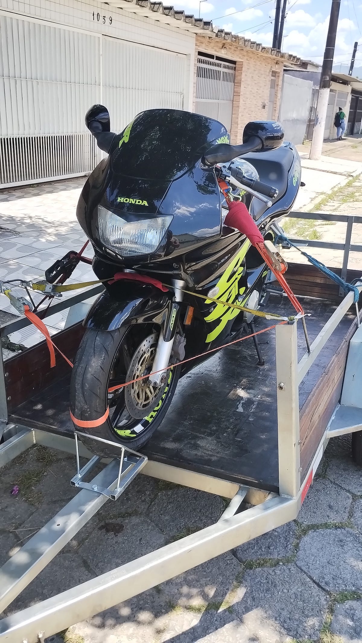 Carretos em Santos , Ponta da Praia Guincho de moto Baixada Santista ...