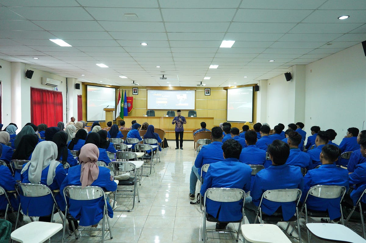Tingkatkan Wawasan Internasional, FH UMP Gelar Kuliah Umum | by ...