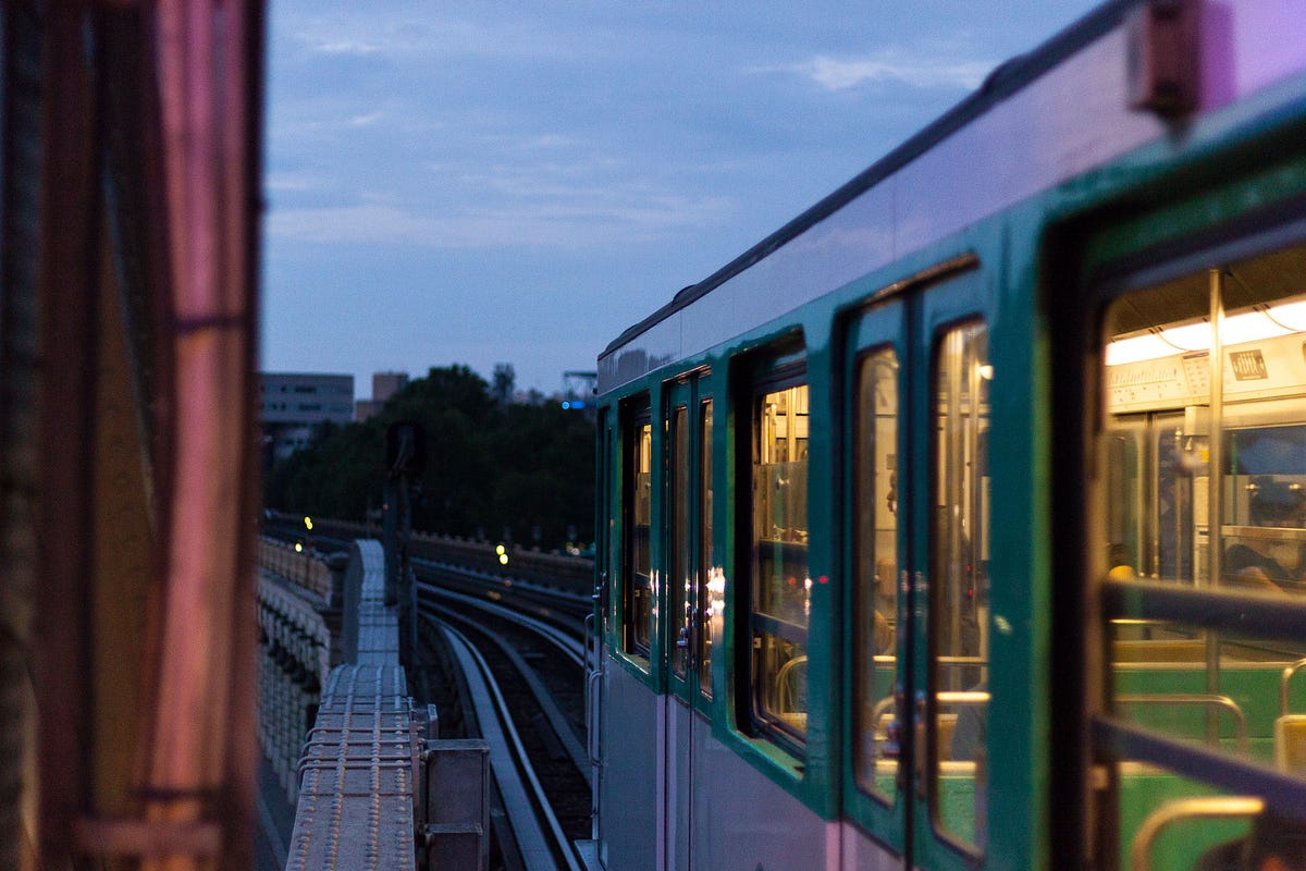 How we redesigned the interface of the RATP ticket vending machines ...