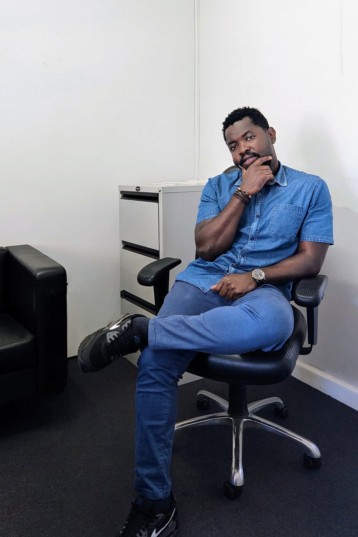Nuggets of life - Shadrack Keddey - Medium