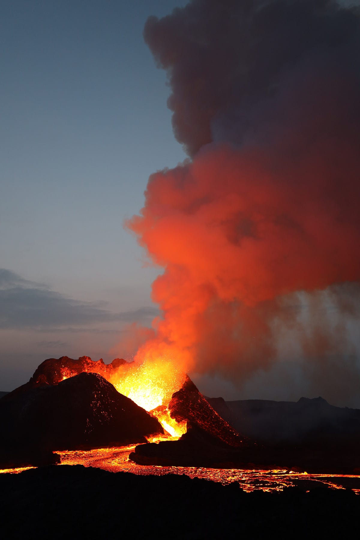 The Deadly Volcano Eruption in Iceland Which Caused the Bloody French ...