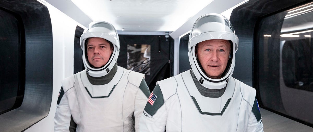 The Politics Behind The Success Of SpaceX | Dialogue & Discourse