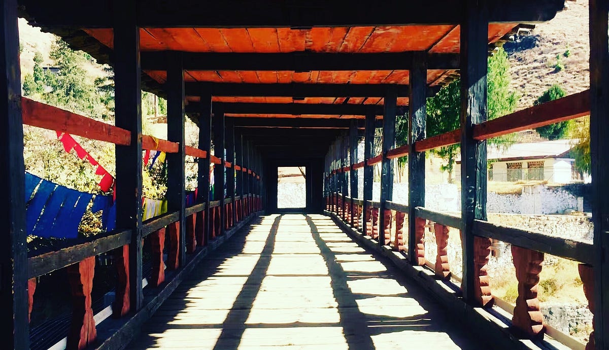 Wooden bridge of Bhutan, the creativity and uniqueness of Bhutanese ...