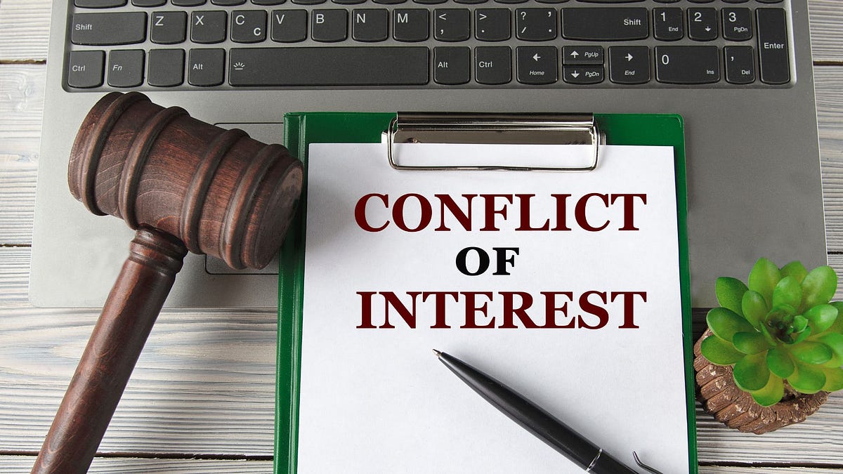 Divided Loyalties — A Legal Story About Trust, Pressure, and Doing What ...