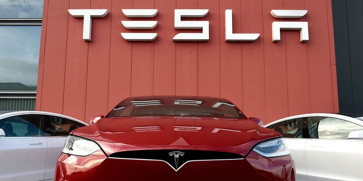 Tesla (TSLA) announces a 3:1 stock split. | by Technaire.com | Medium
