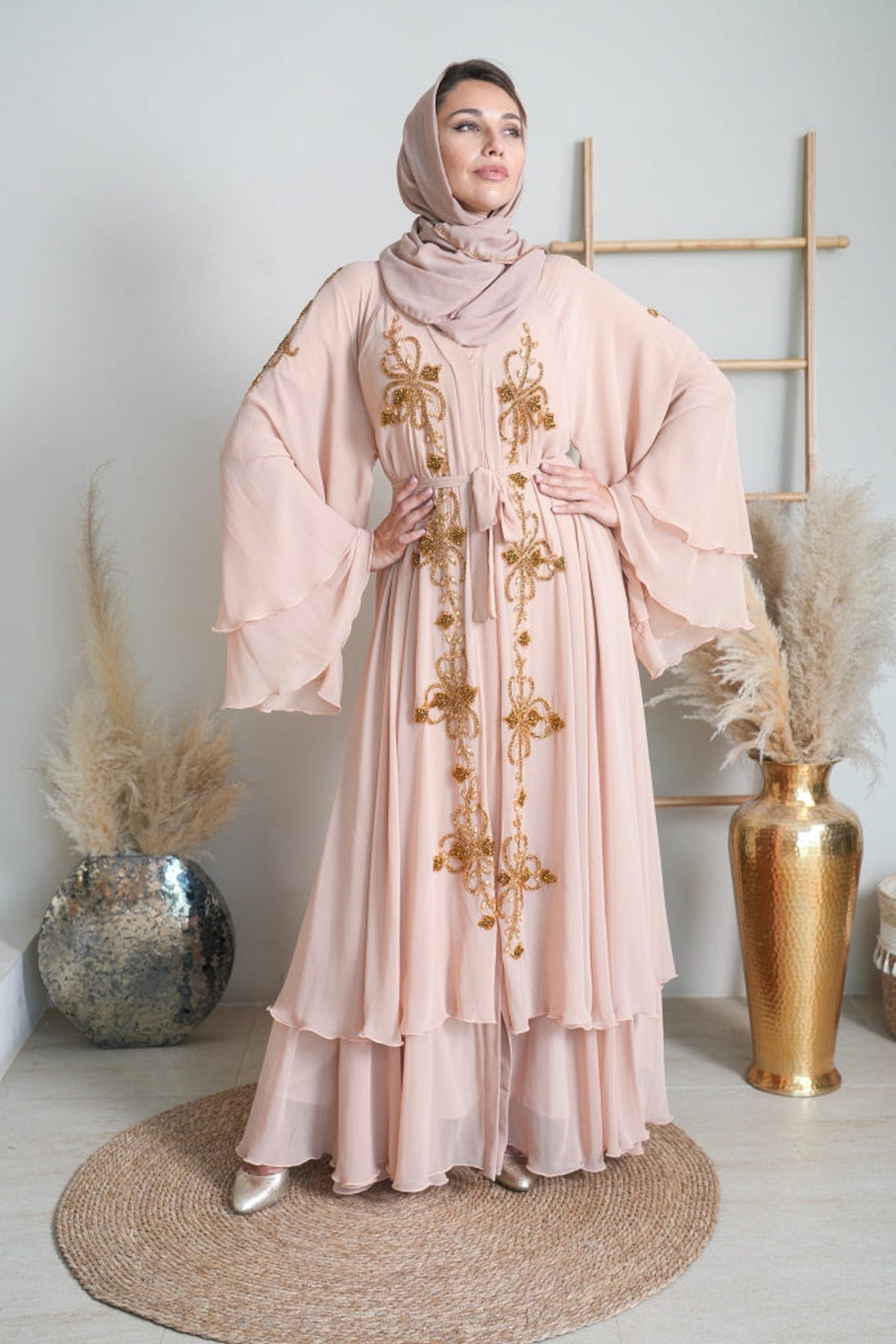 Elegance Redefined: How to Choose the Perfect Abaya for Any Occasion ...