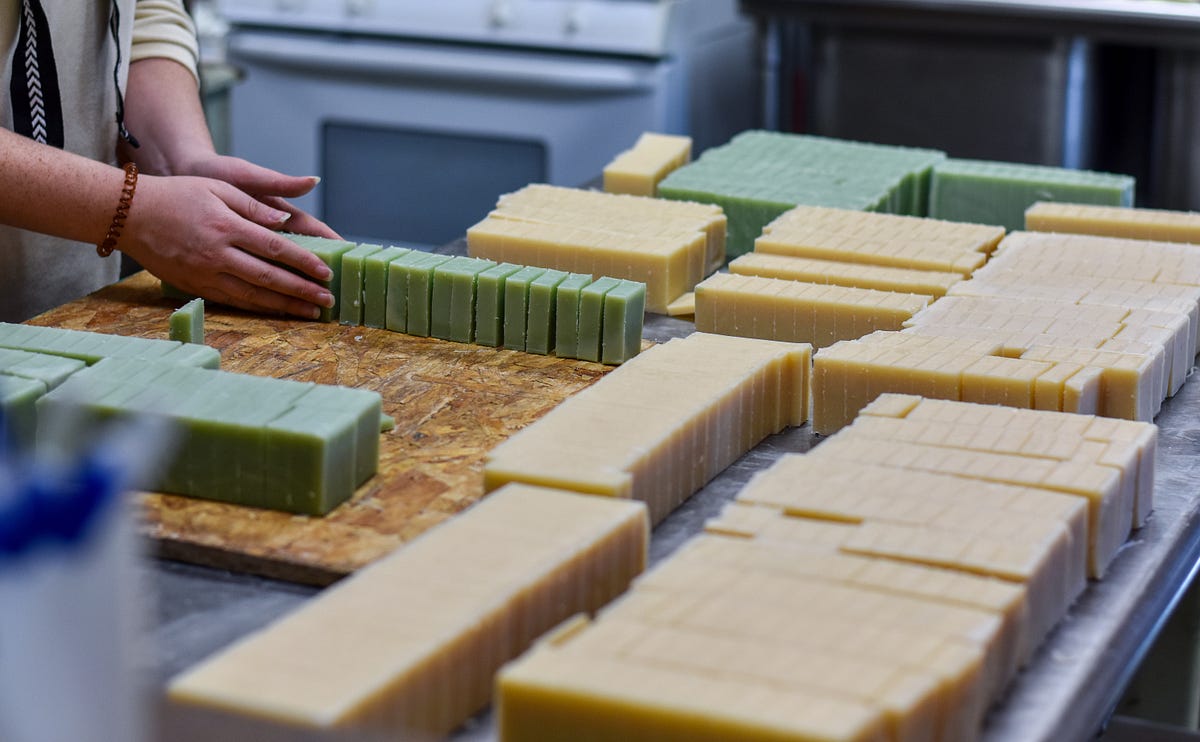 How To Notify Handmade Cosmetics In Malaysia | by Seriema | Medium