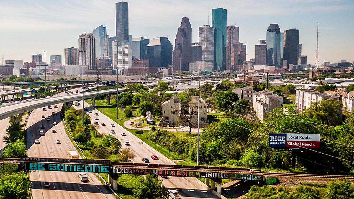 How Moving to Houston Changed My Life | by Samuel Daodu | Medium
