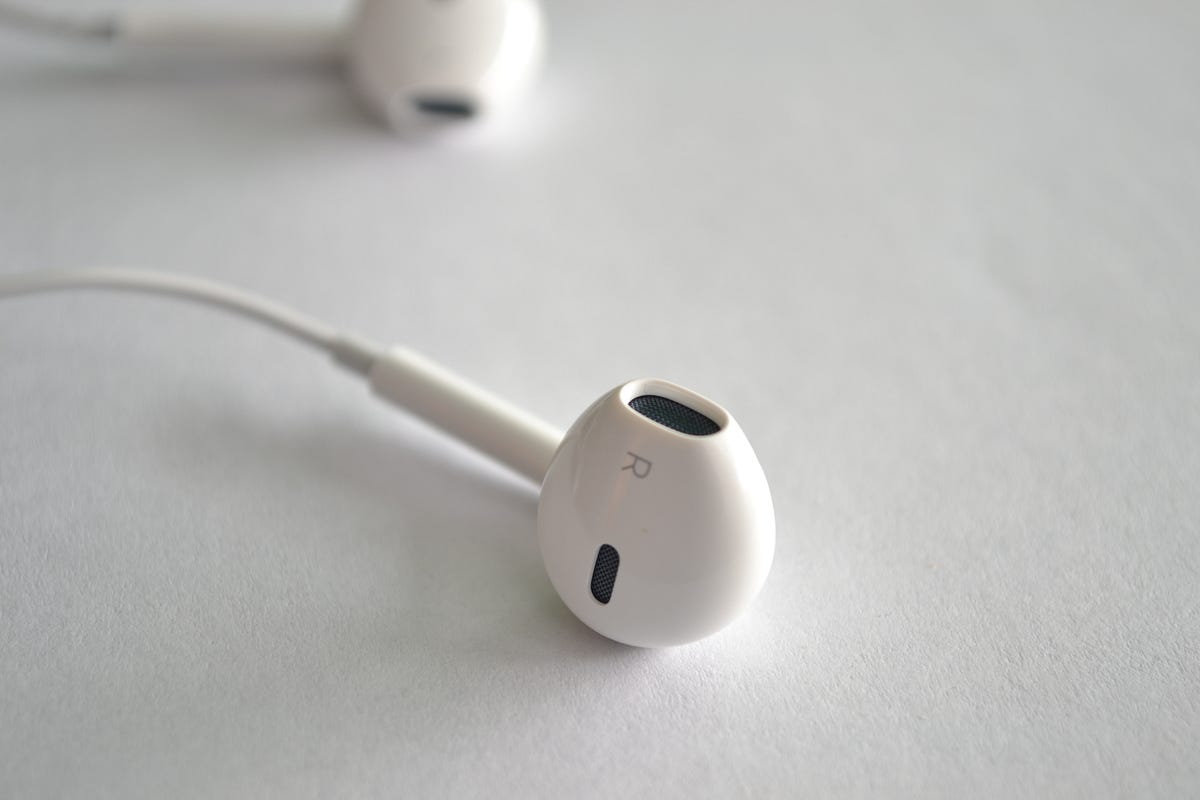 Earbuds are Rude. What I thought | by Dorene | Medium
