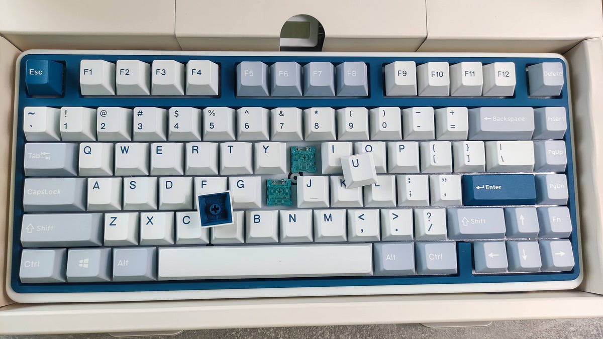 Varmilo Minilo 75% — the ultra silent mechanical keyboard review | by ...