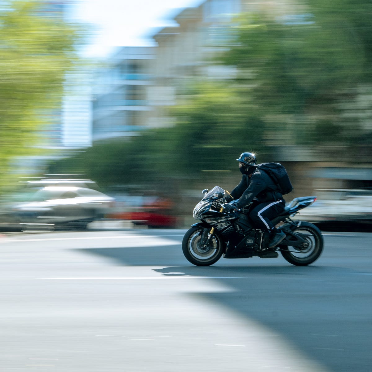5 Tips to capture the perfect “panning shot” for amateur photographers ...