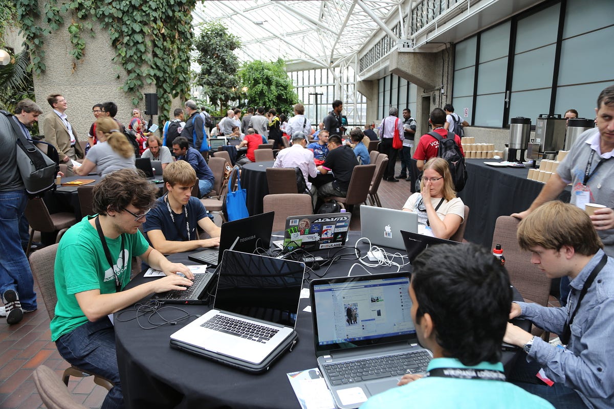 How To Host An Online Hackathon. Food For Thought For an Amazing Event ...