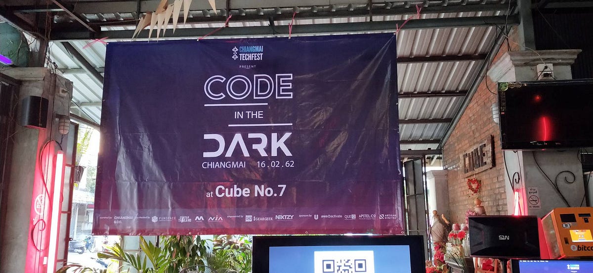 Code in The Dark !! ความมืดไม่อาจชนะโปรแกรมเมอร์ | by Krit Chainoi | Medium