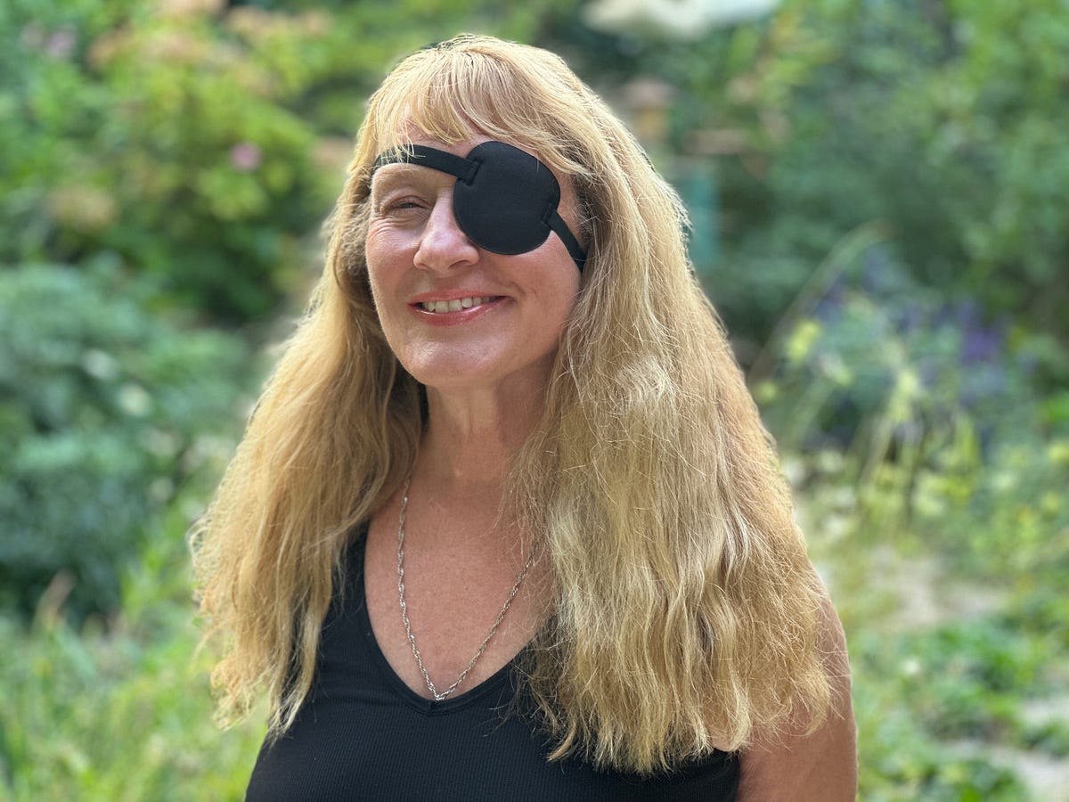 I Lost My Vision, Temporarily, in My Left Eye Two Weeks after Lens Replacement Surgery | by ...