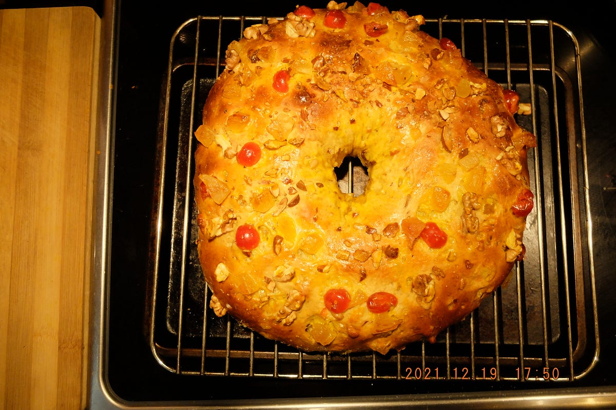 Bolo Rei. a Portuguese Christmas Fave | by Louise Peacock | Weeds ...