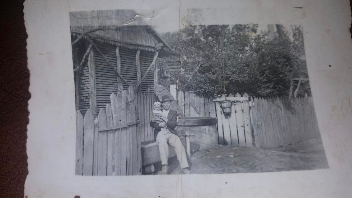 Time does not erase memories: Surviving wife of a WW2 veteran ...
