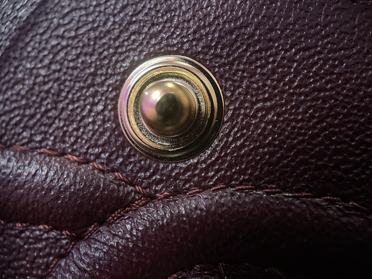 The stitching technique and the threads type. Yes! The technique of ...